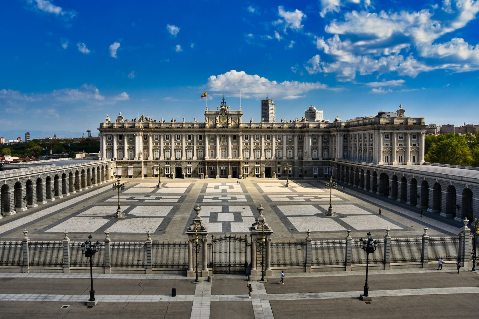 El Palacio Real de Madrid: una maravilla histórica y arquitectónica ...